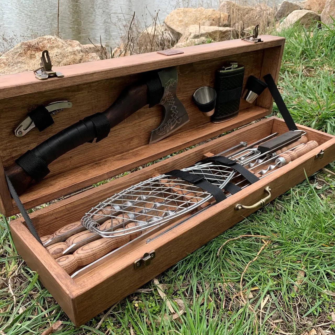 Outdoor BBQ Skewers Set "Panther" in a Wooden Case, 18 item